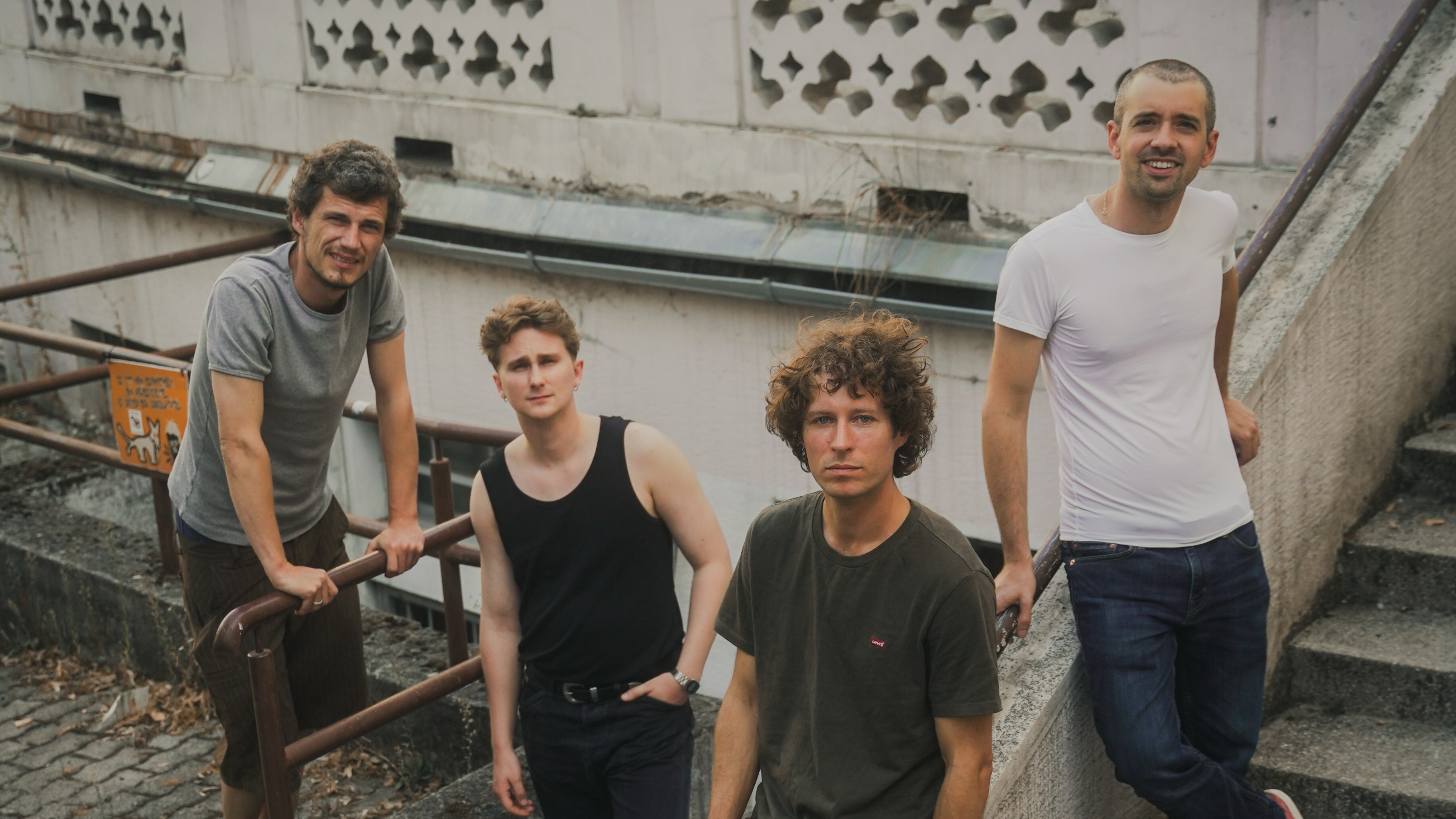 Brothers Moving | Melkweg Amsterdam